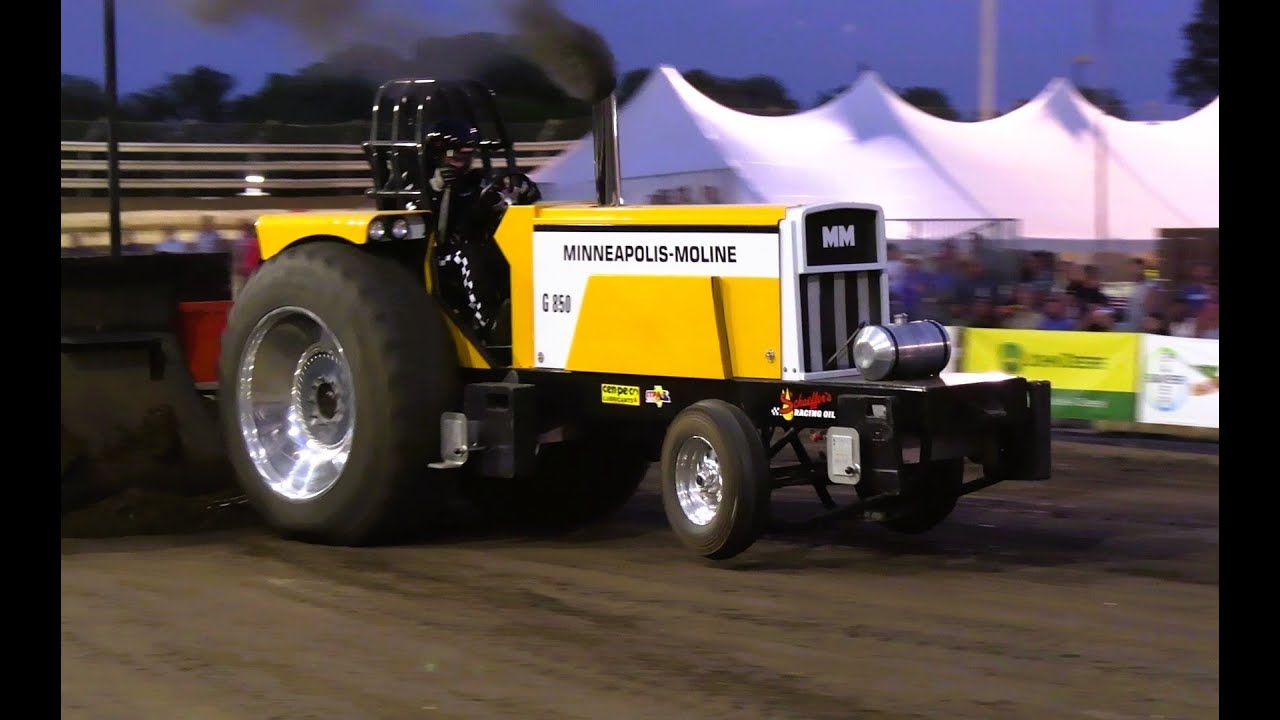 2024 Jacksonville, IL Light Pro Farm Tractor Pulling - YouTube