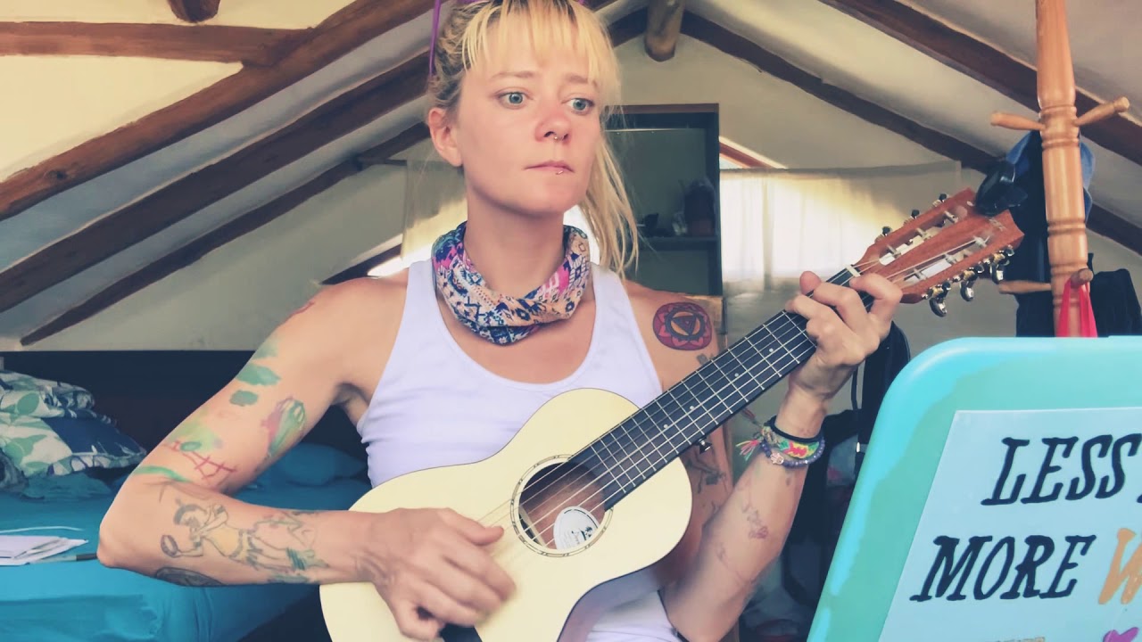 Tiny Desk / Wonky Style : Begin, again. - YouTube
