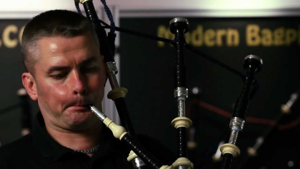 McCallum Bagpipes - Stuart McCallum 4/4's - YouTube