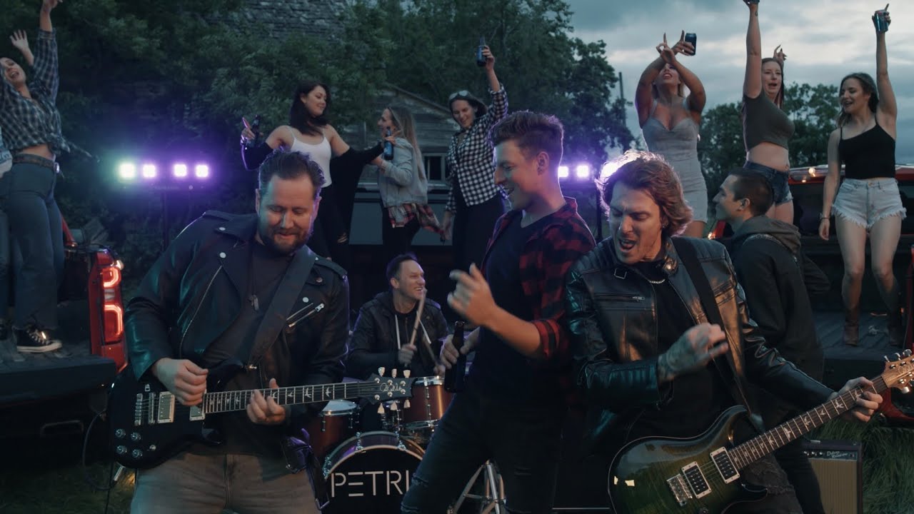PETRIC - NIGHT UP (Official Music Video) - YouTube