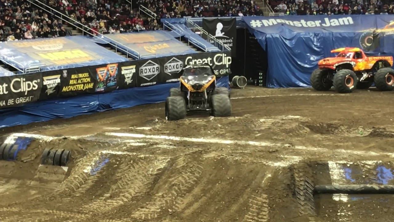 Pirates Curse Freestyle Monster Jam Prudential Center NJ - YouTube