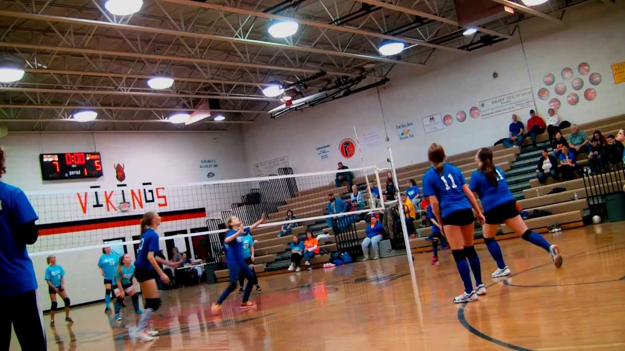 Back row spikes "10" play - YouTube