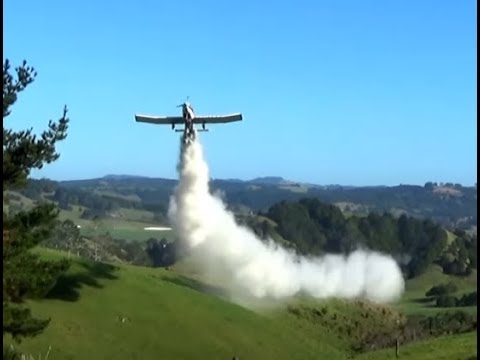 Fletcher FU24 (ZK-JQB) Aerial Topdressing - YouTube