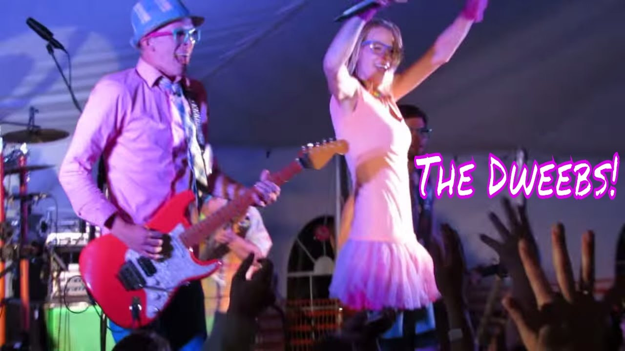The Dweebs Rock Amery Fall Festival 2015!! What's Going On? - YouTube