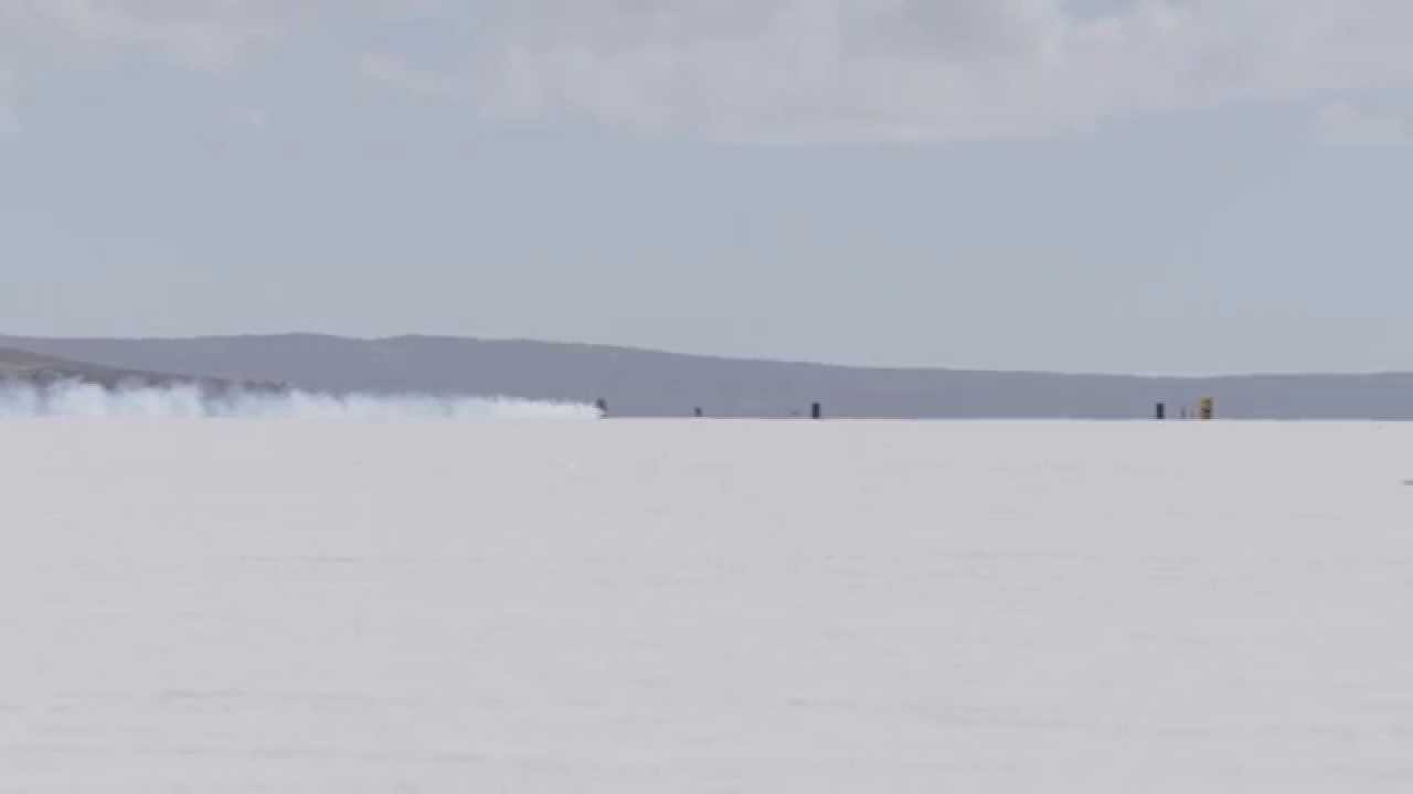 Triumph Salt Racer Lake Gairdner DLRA Speed Week - YouTube