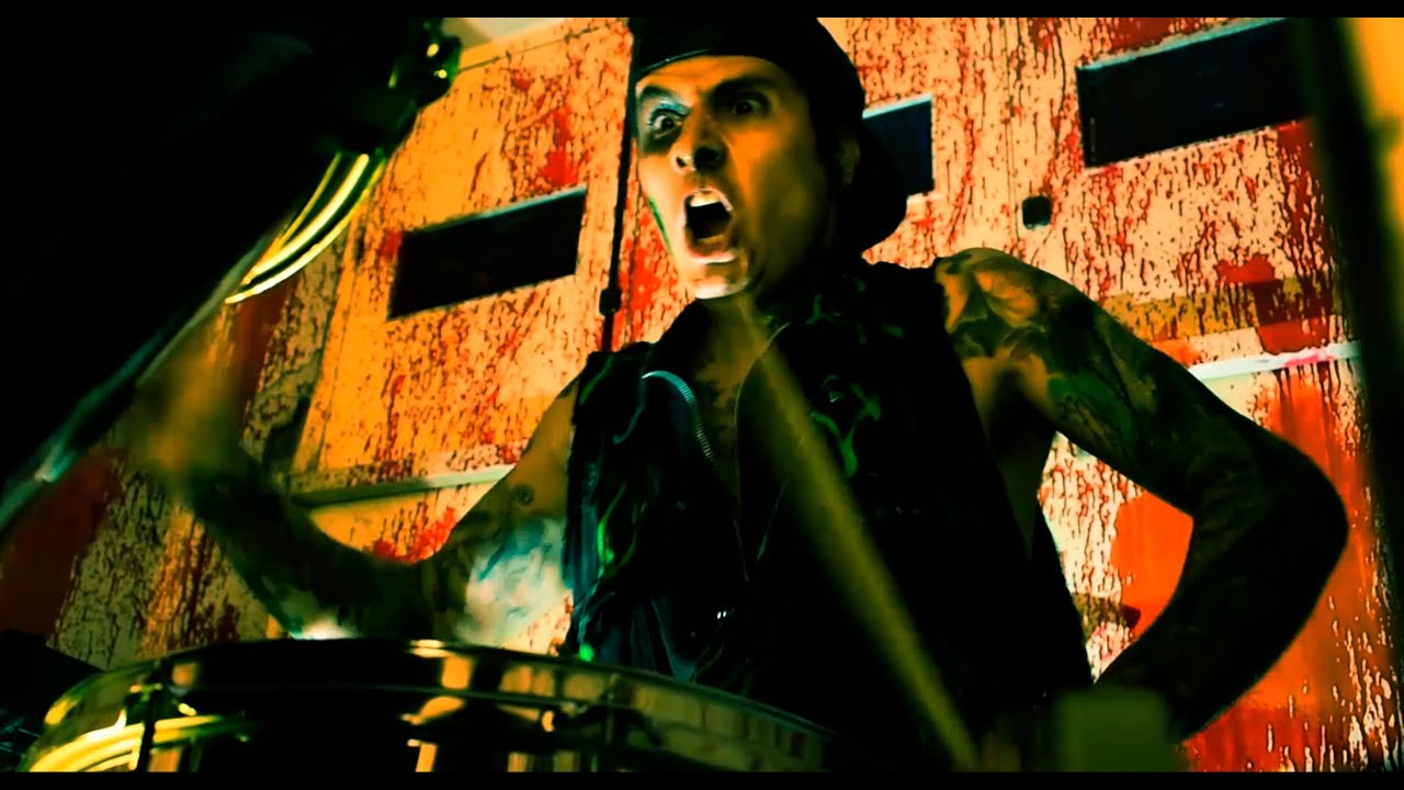 ENGENDRO - Masacre (Video Oficial) - YouTube