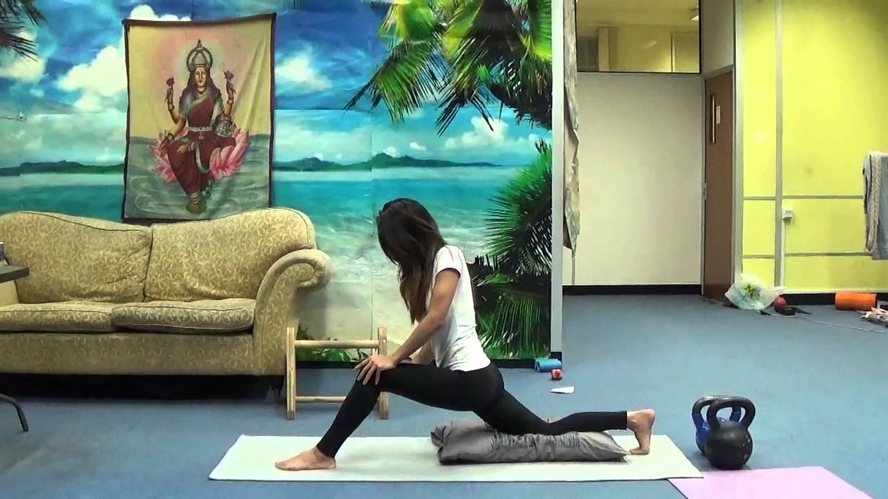 Front Splits Stretch - YouTube