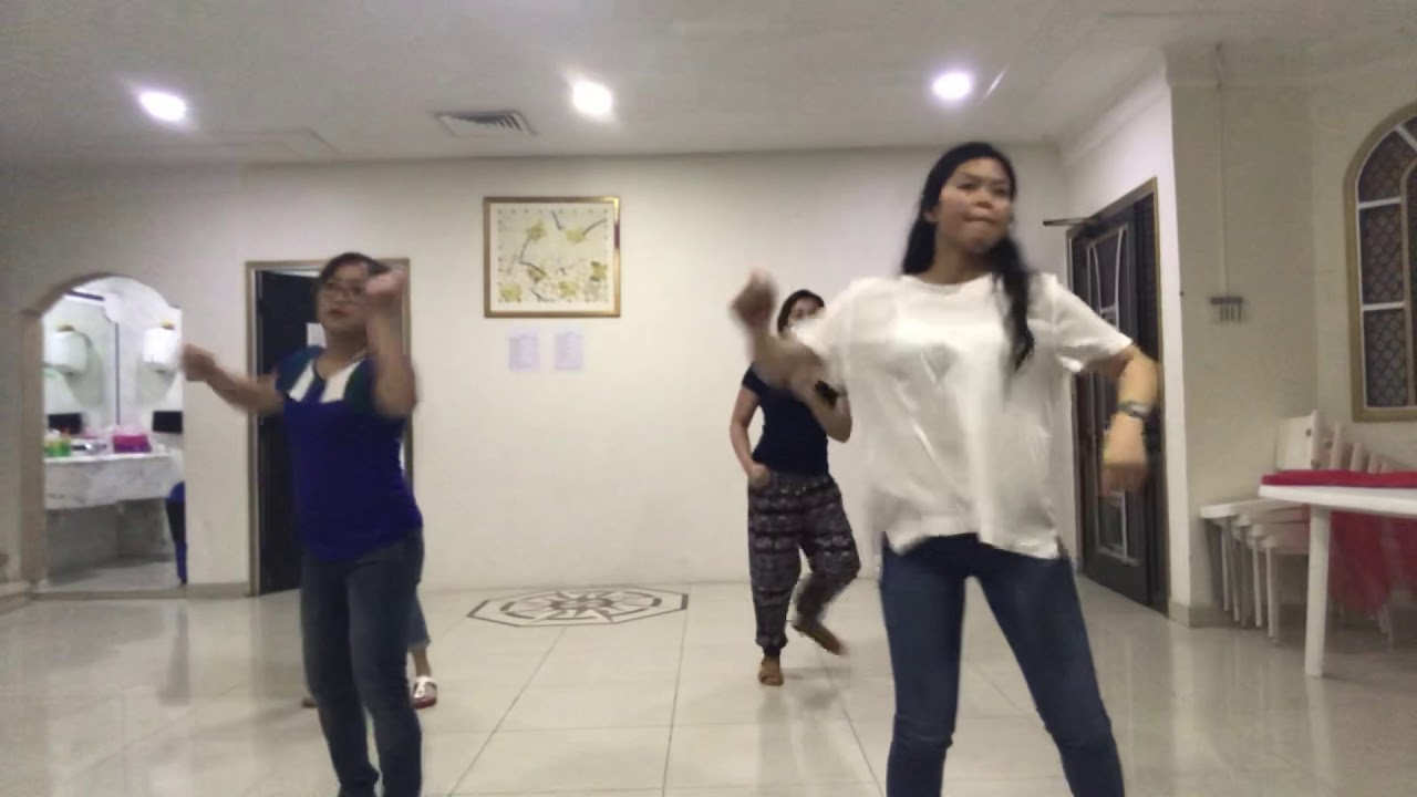 Way maker- JC worship dance practice - YouTube