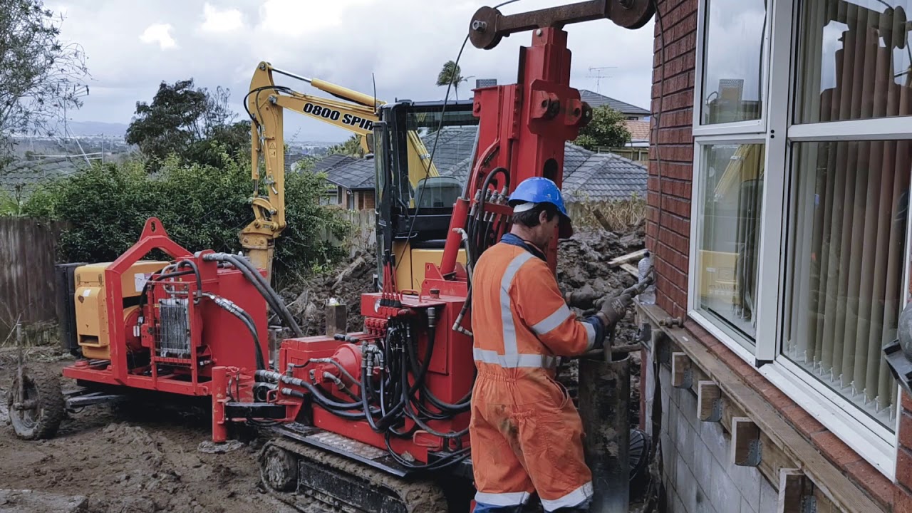 Low Headroom Bottom Pile Driving - Underpinning - YouTube