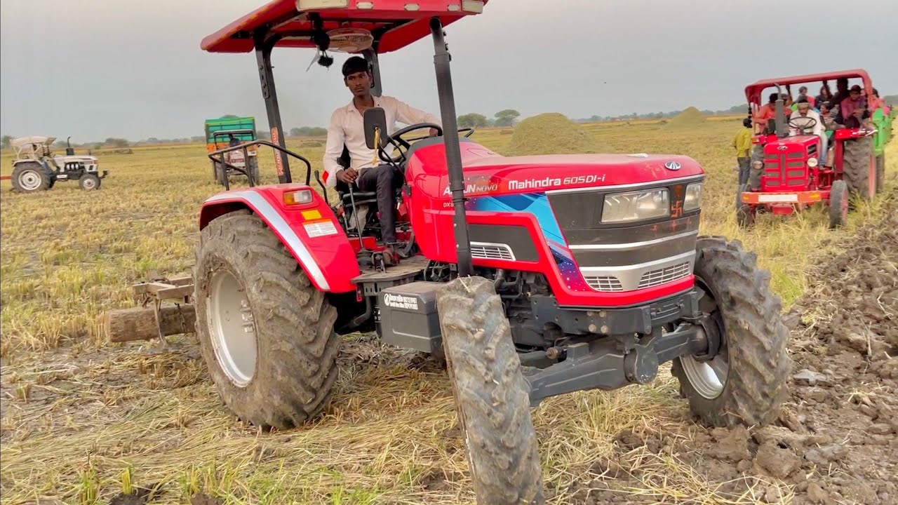 4wd Mahindra Arjun NOVO 605 Repairing Road of canal | Eicher 242 ...