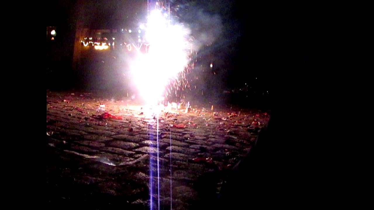 Silvester in Berlin Part 2 - Highspeedfireworks - YouTube