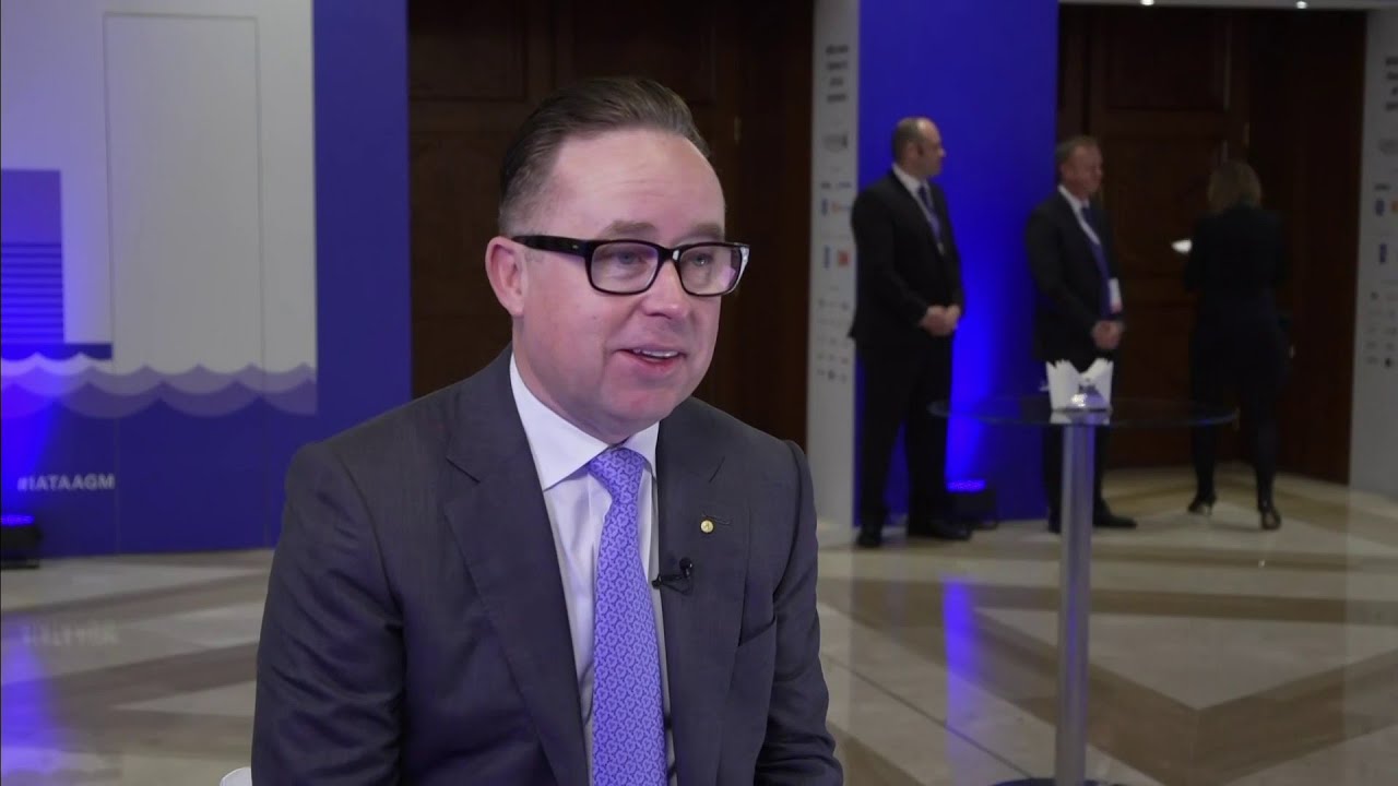 Full Interview: Qantas CEO Alan Joyce | CNBC International - YouTube