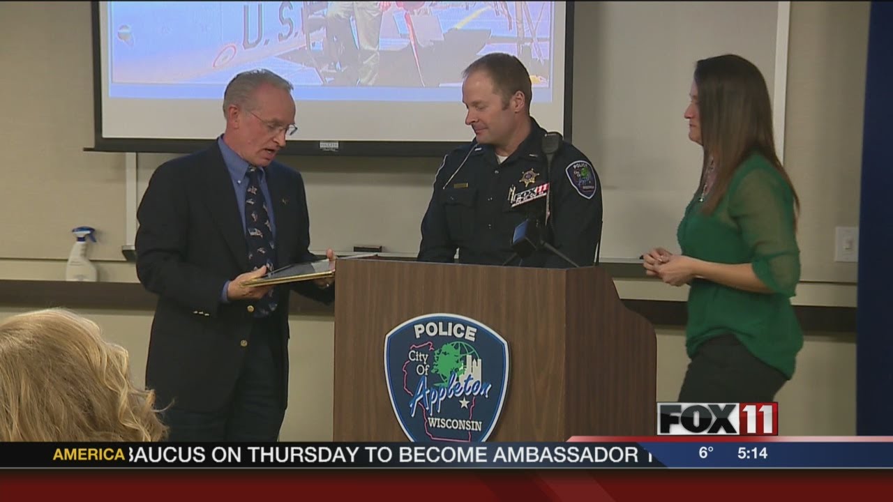 Appleton police officer honored - YouTube