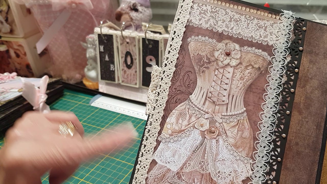 SCRAP ALBUM VINTAGE LADY - YouTube