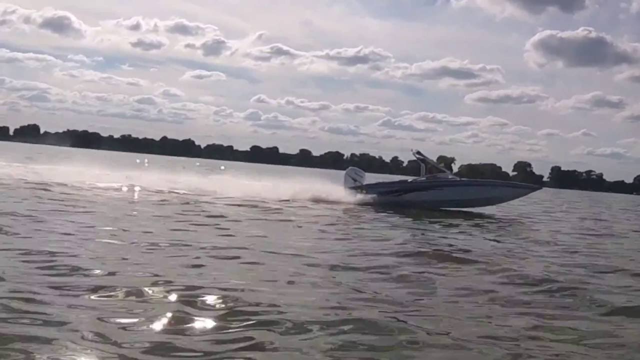 400R 24' Checkmate Pulsar - YouTube