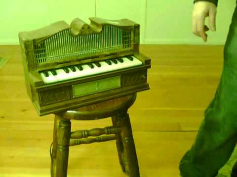 Mini Organ (Vintage) - YouTube
