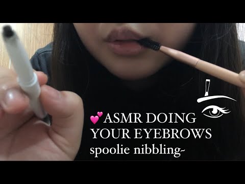 🍬ASMR ROLEPLAY doing your eyebrows! stipple, mouth sounds, spoolie nibbling & whispering🍬 - YouTube