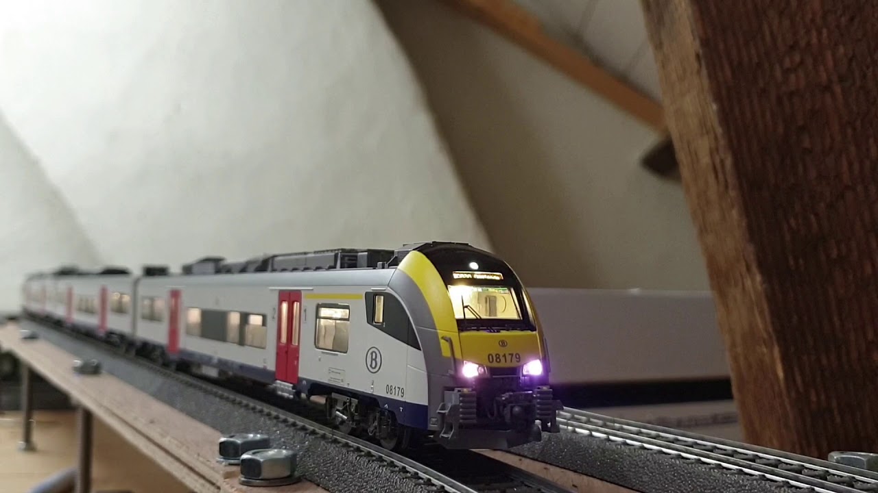 Desiro AM08 sound Van Biervliet - YouTube