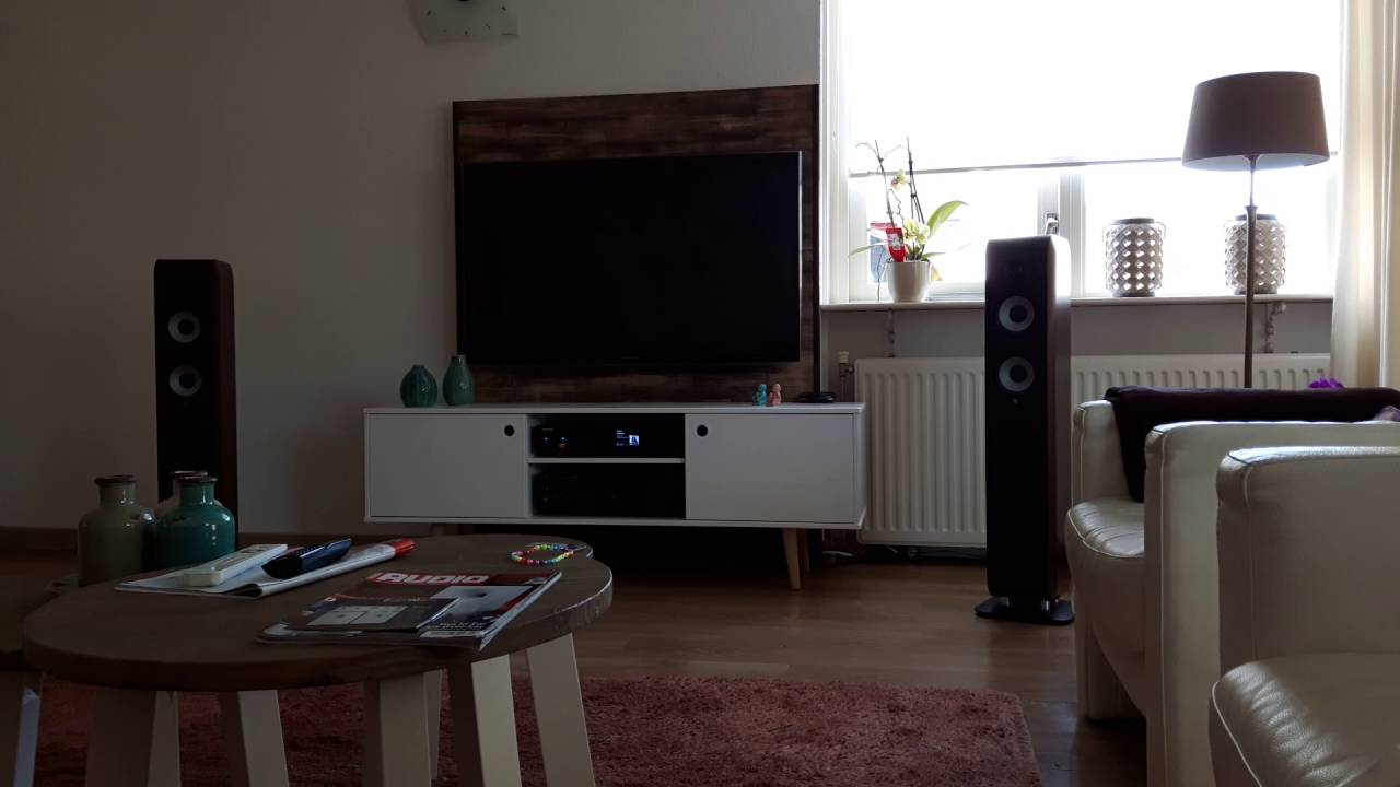 boston acoustics M250 - YouTube