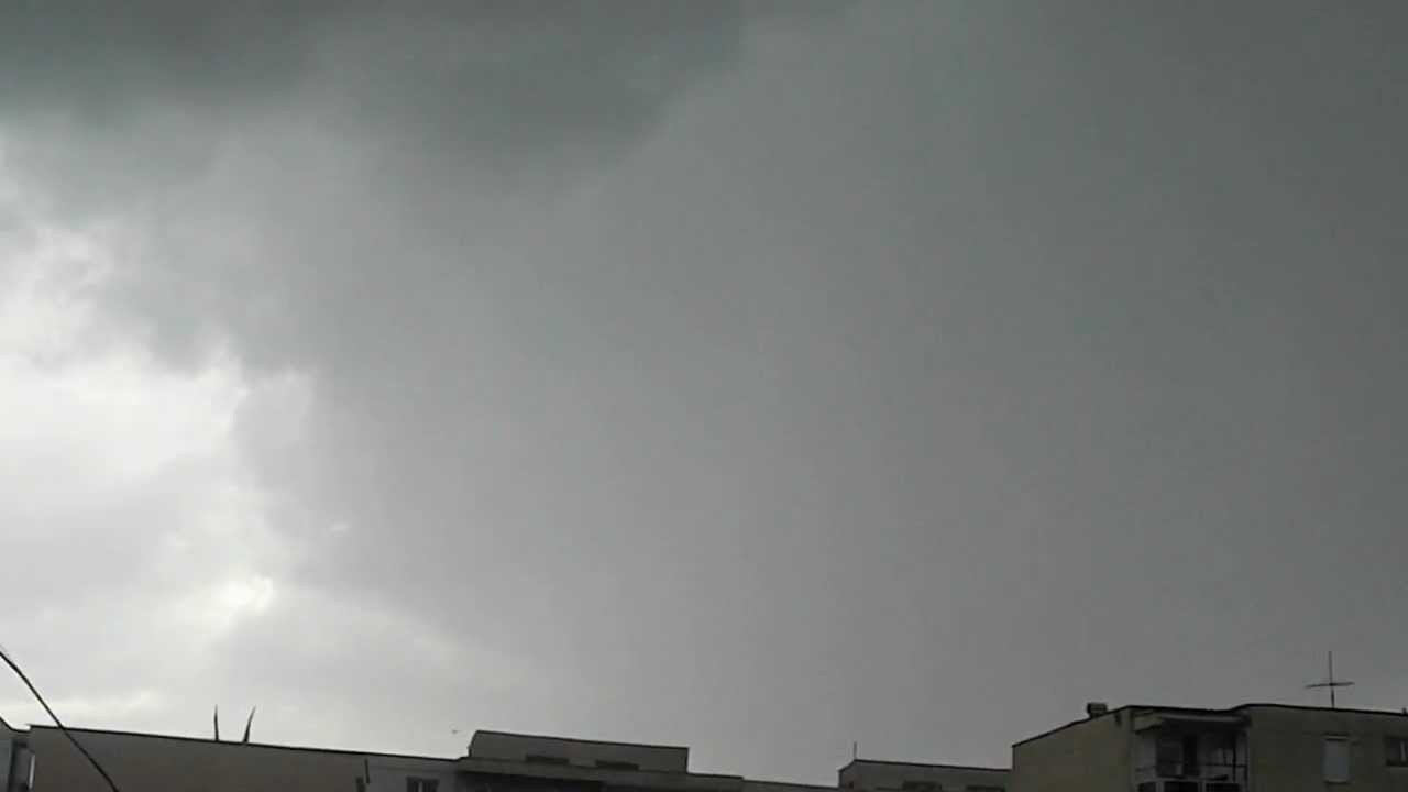 Small Thunderstorm - YouTube