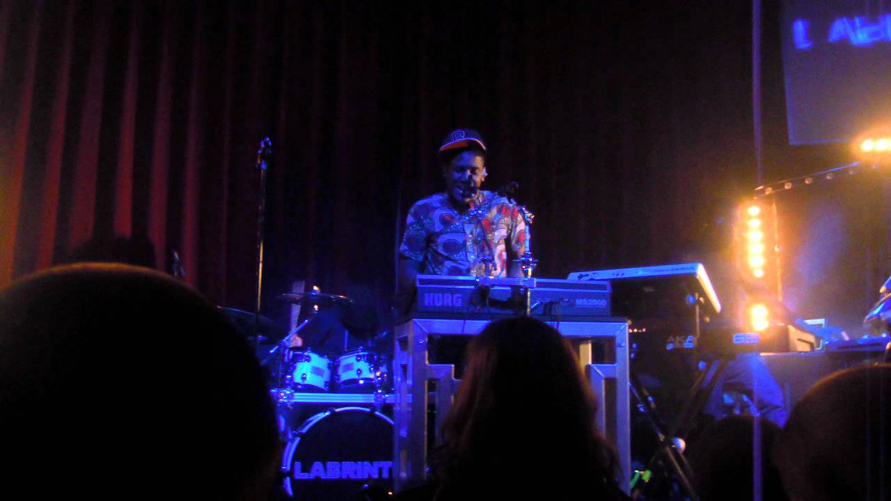 LABRINTH - LAST TIME (LIVE) - YouTube