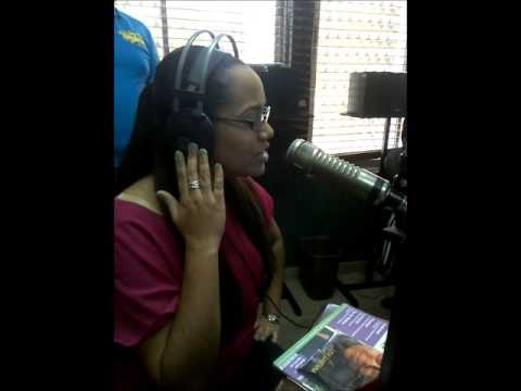 LISA SANTANA Que Será en la entrevista Camino al Sol 97.7 FM - YouTube