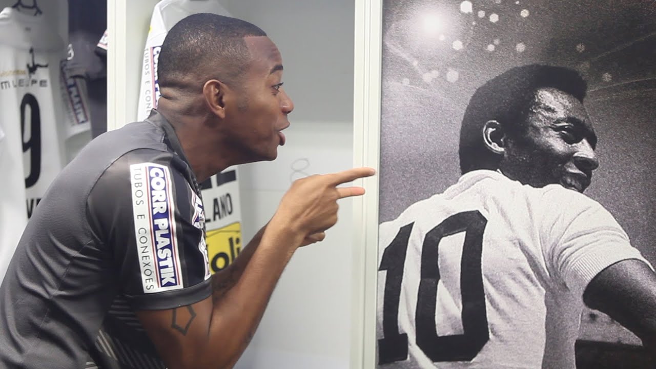 Robinho e Pelé conversam antes da final - YouTube