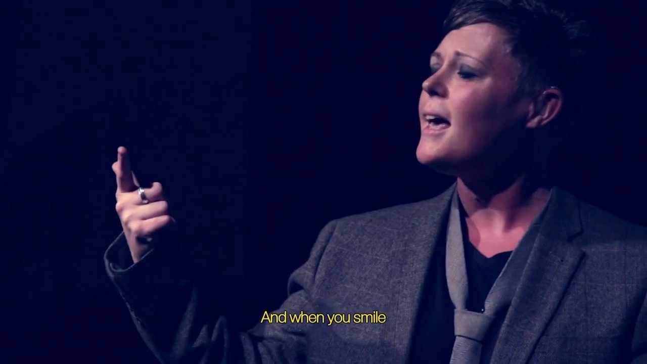 Fletch@ - Bruno Mars - Just The Way You Are BSL SignSong - YouTube