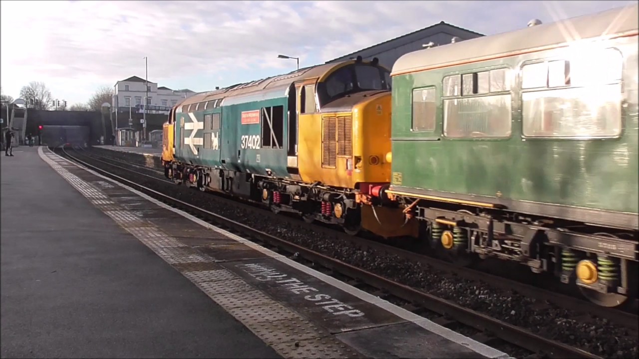 BR Large Logo Class 37403 And 975025 Thrashing Through Lawrence Hill 14 ...