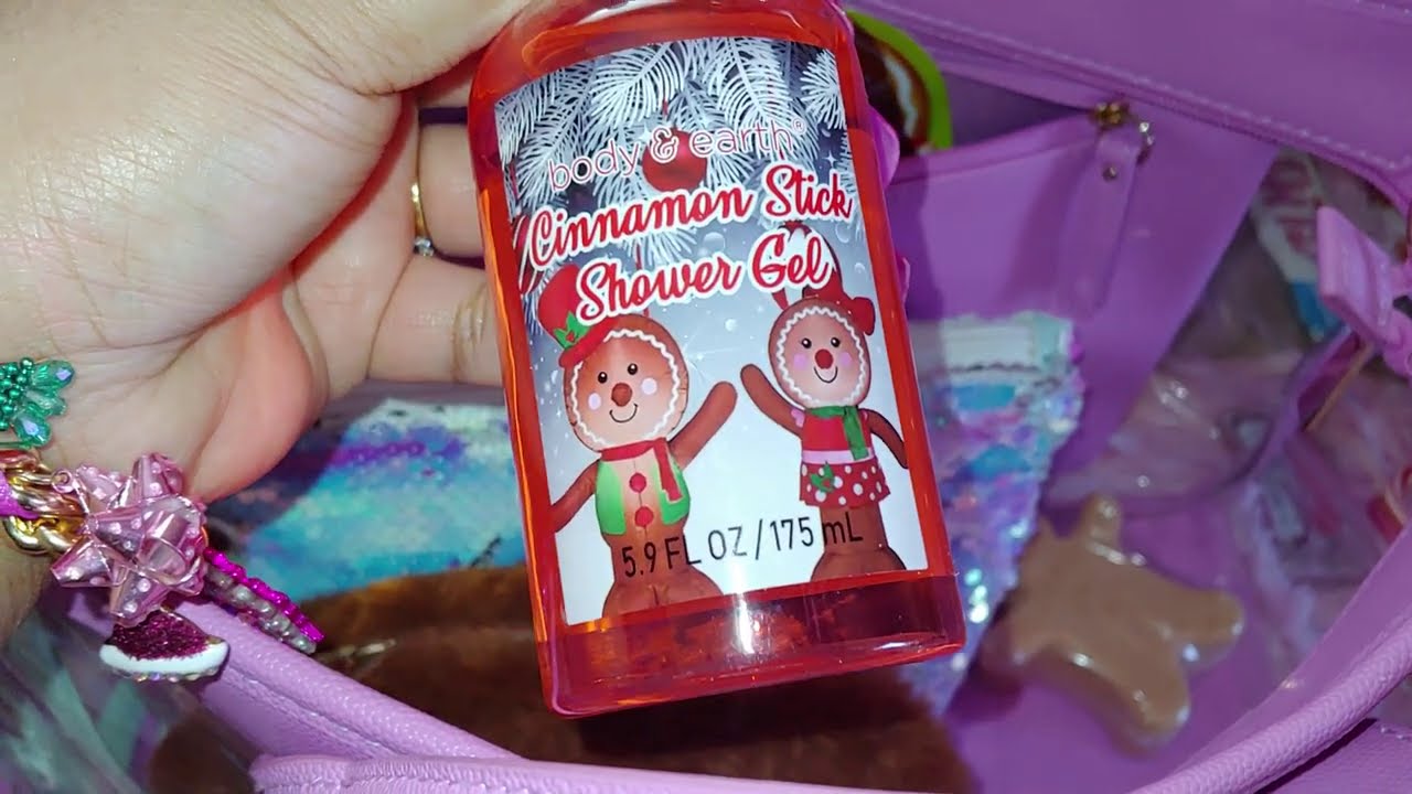 What's in My CANDYLAND GINGERBREAD Purse? Christmas Purse Part 2 2021💕🎀 ...