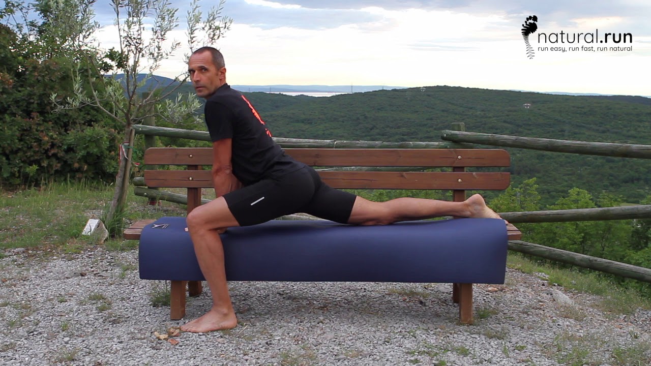 Stretching per la corsa: adduttori e ileopsoas - YouTube