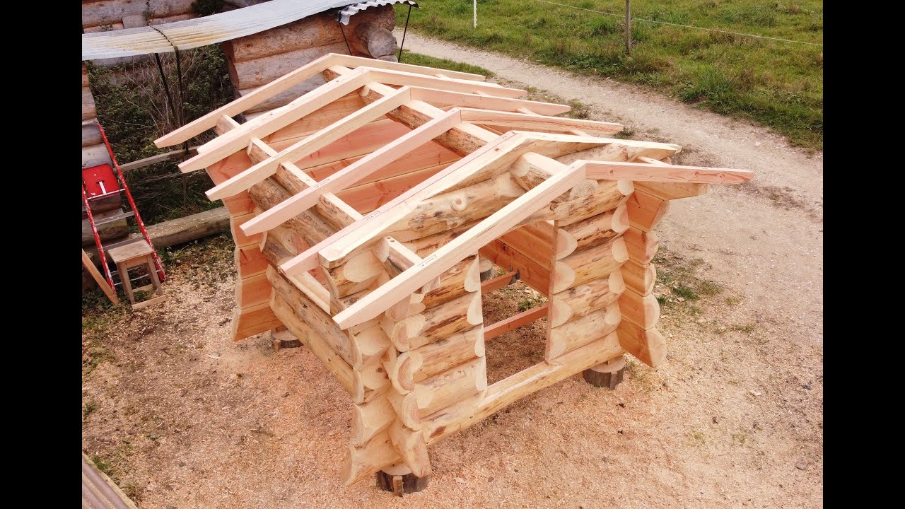 Half logs cabin 4/5 - Rafter installation - YouTube