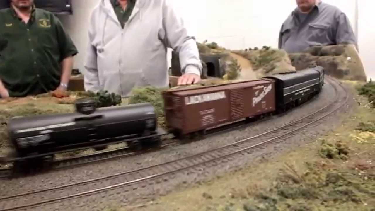 S gauge Scale Layout - YouTube