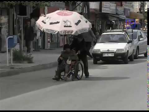 4 ayak üstünde yürüyen kardeşler