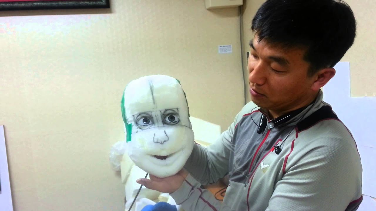 Making Puppet Eye Blink YouTube Making Puppet Eye Blink YouTube