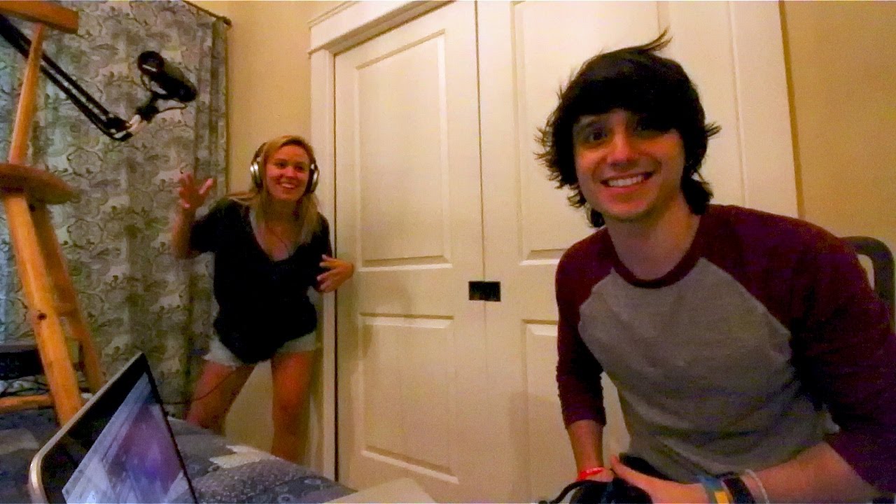 Trapped in the closet! (Day 3) - YouTube