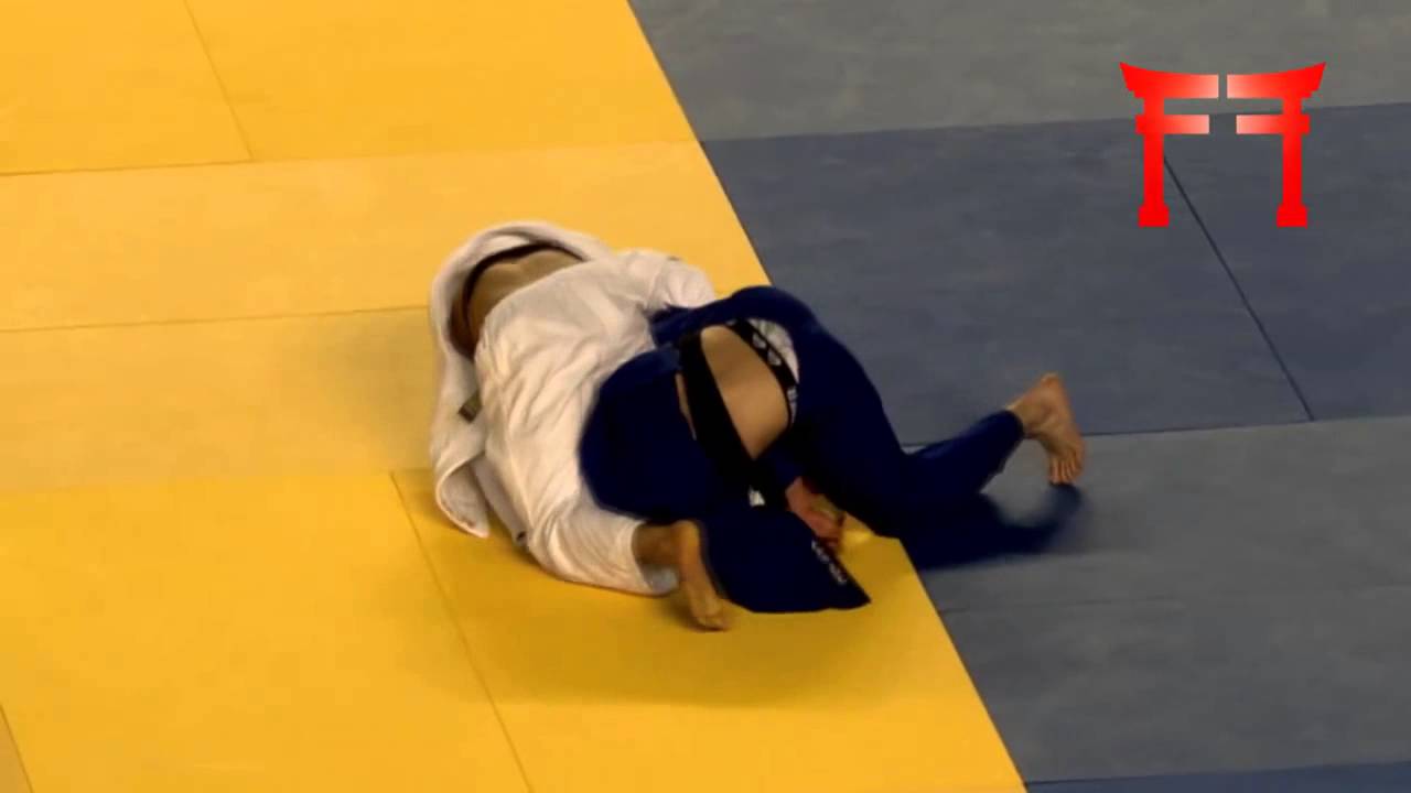 Bruce Lee Fail - Judo Chicken Chaser - YouTube