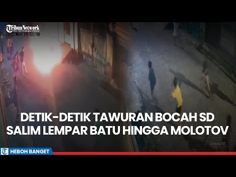 Detik-detik Tawuran Bocah SD Terekam CCTV, Saling Serang Dengan Batu Hingga Lempar Bom Molotov