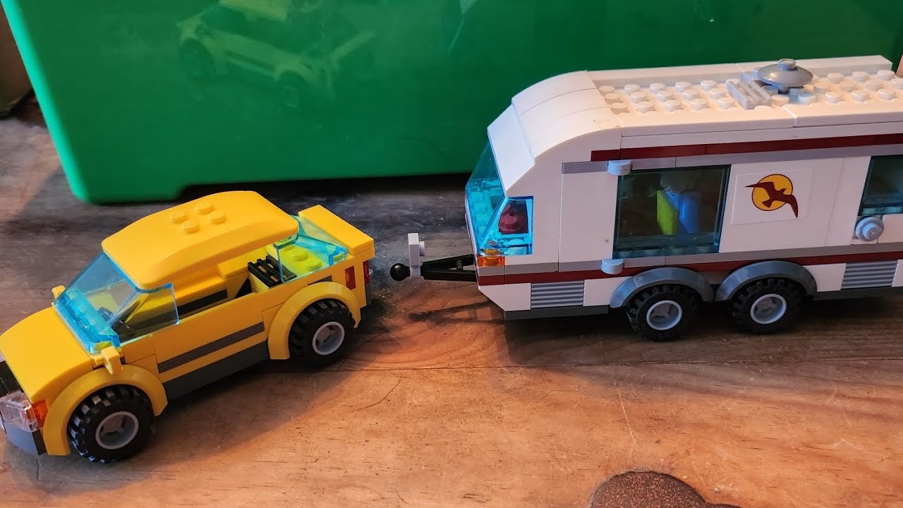 Lego Car and Caravan (4435-1) Build. 218pcs. - YouTube