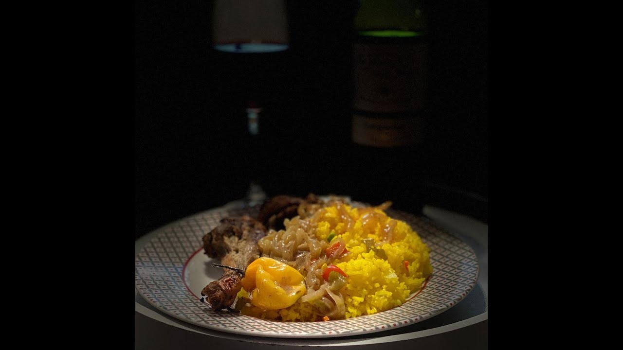 La recette du Yassa aux poivrons, poulet et riz aux légumes frais🌶🍽🥗🧄🥬🥒 ...