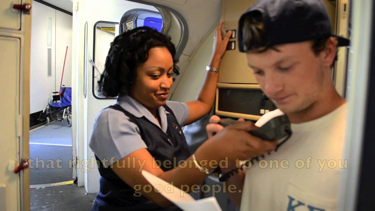 Busted Kid Apologizes To Plane For Cutting In Line - YouTube