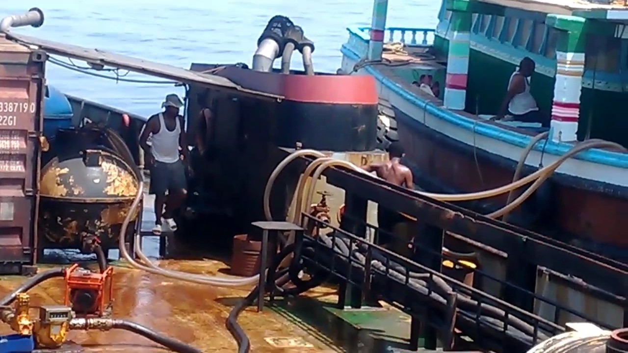 Oil smuggling in Dubai and Iran water border by using Indian seafarers ...