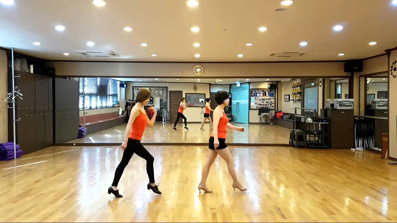 Sunshine Day Line Dance (High Beginner) - YouTube