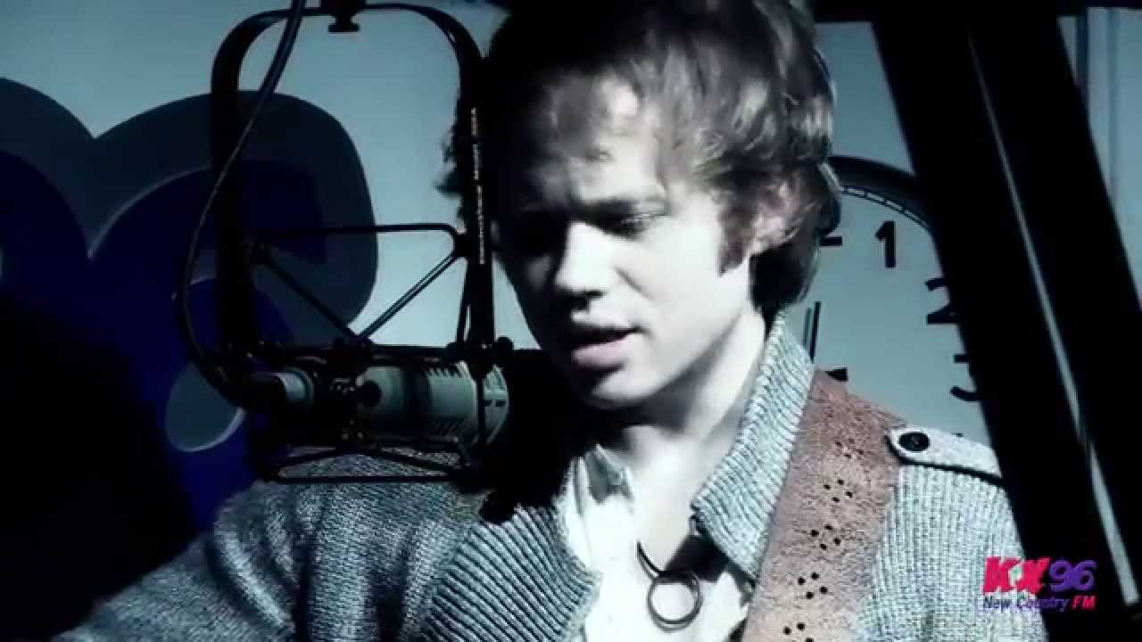 WES MACK - In Studio (Heart Back Home) - YouTube