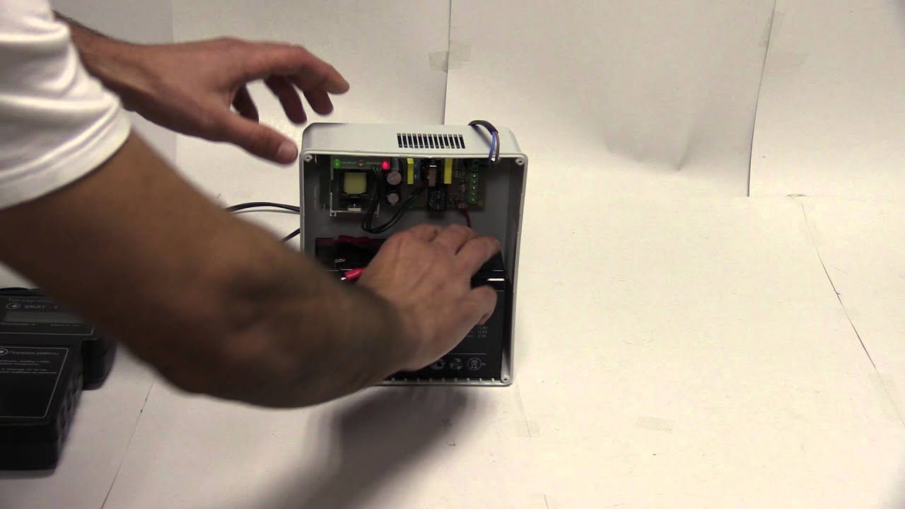 Замеряем емкость аккумулятора ALARMFORCE FB 7-12 - YouTube