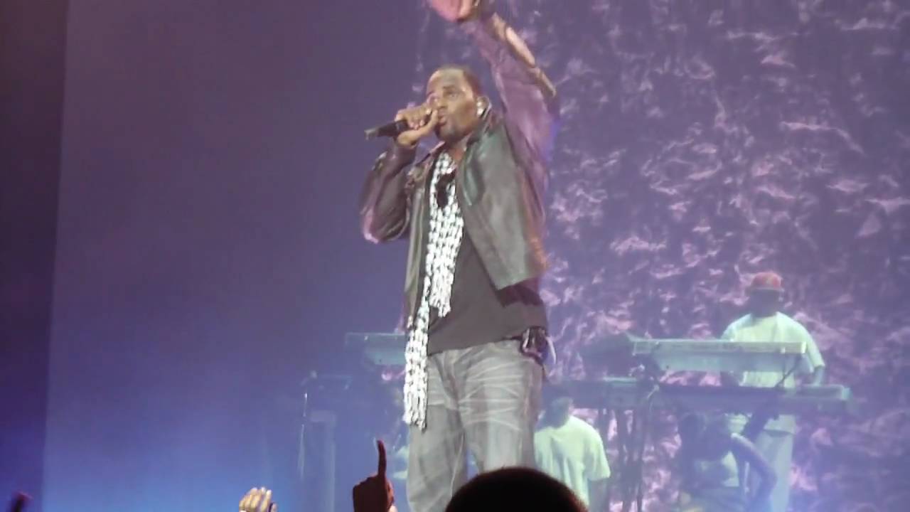 R.Kelly live in New Orleans - YouTube