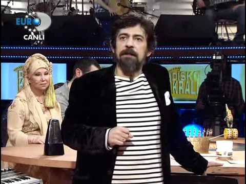 Disko kralı 19 mart 2011-medya arkası-ibrahim Tatlısesin yan odasından tiwit atan genç :)