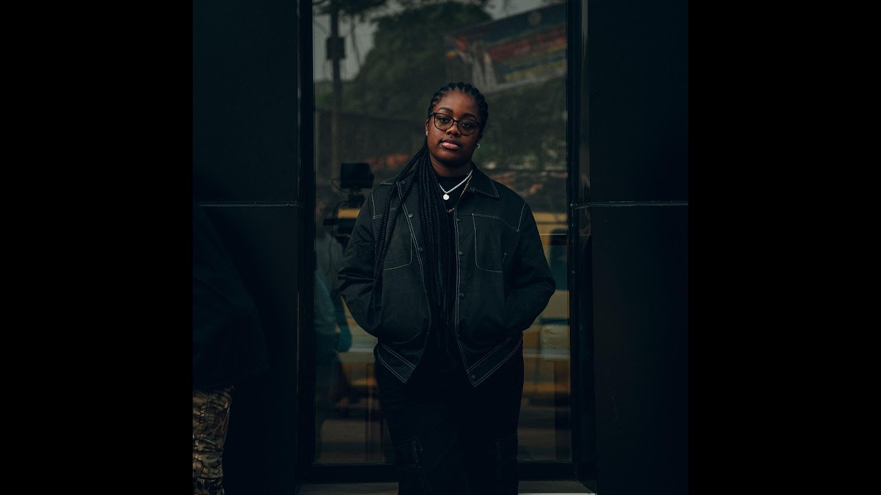 Krista Marguerite - Plus Jamais Clip officiel - YouTube