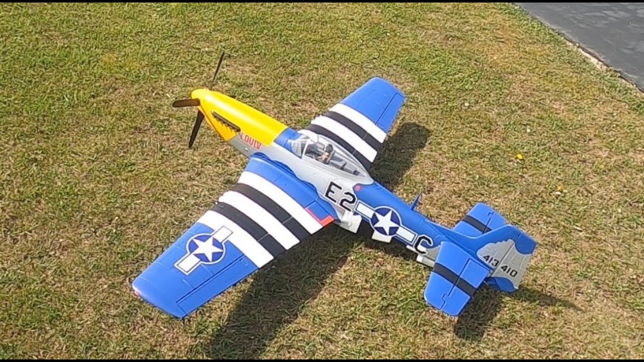E-Flite P-51 1.5m Mustang maiden flight! Get this plane! - YouTube