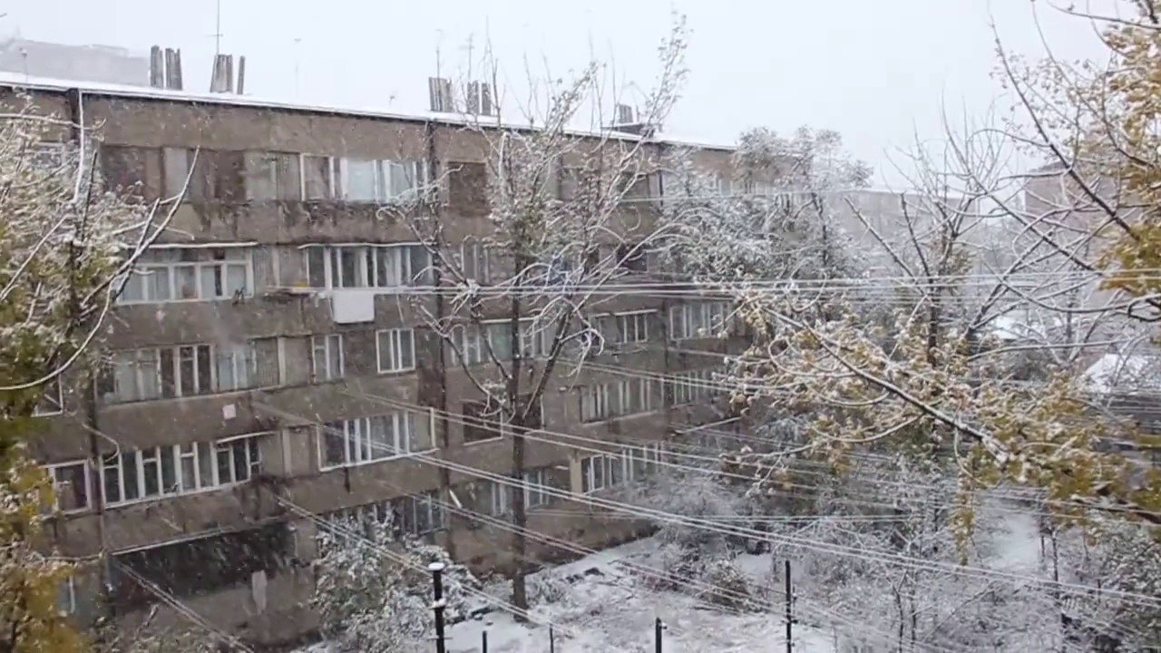 Snow in Yerevan - YouTube